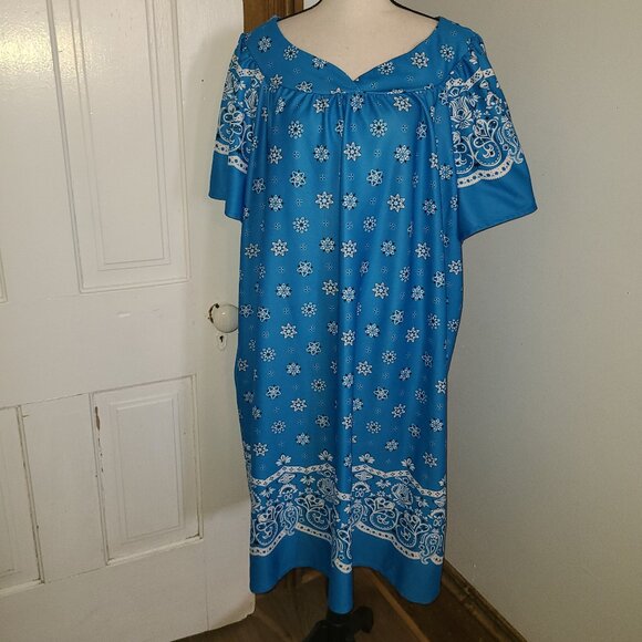 Anthony Richards | Intimates & Sleepwear | Anthony Richards House Patio ...